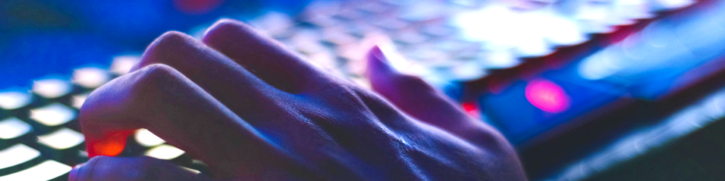 Jak napisać profesjonalny e-mail (Przykłady i najlepsze praktyki)