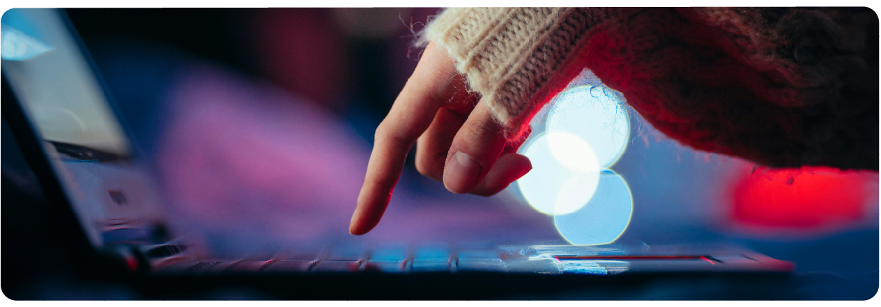 How to End an Email Professionally (Examples for Every Situation)