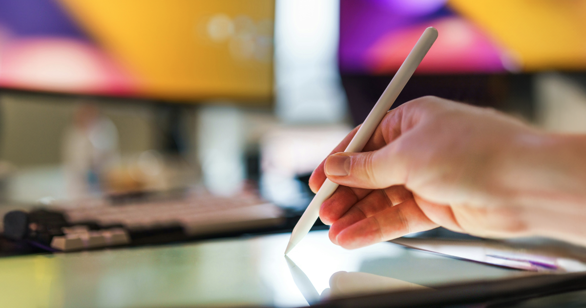 Cara Menulis Notulen Rapat (Dengan Contoh dan Tips)